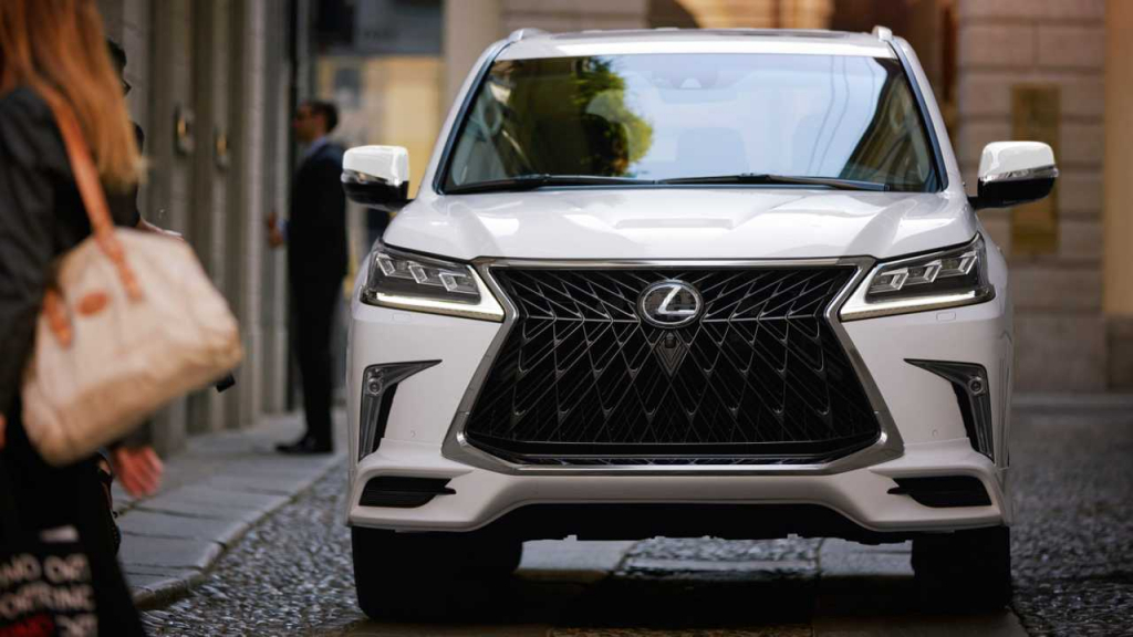 2021 Lexus LX 570 Spy Shots | The Cars Magz